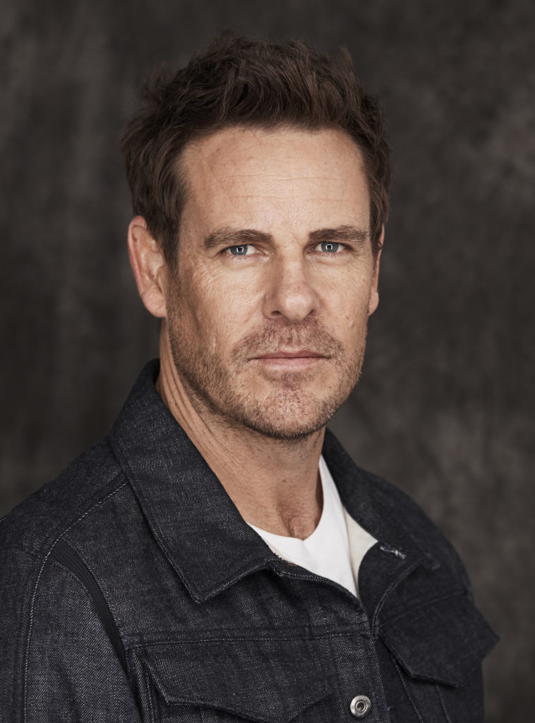 Aaron Jeffery Fans Official